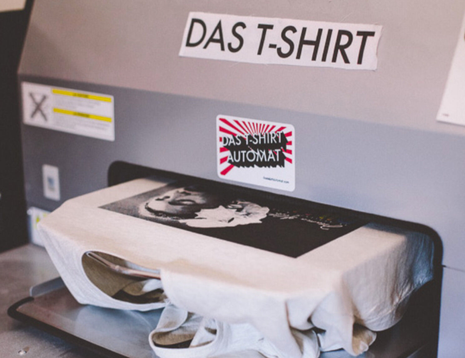 About Us. Das T-Shirt Automat. Custom Printing Melbourne